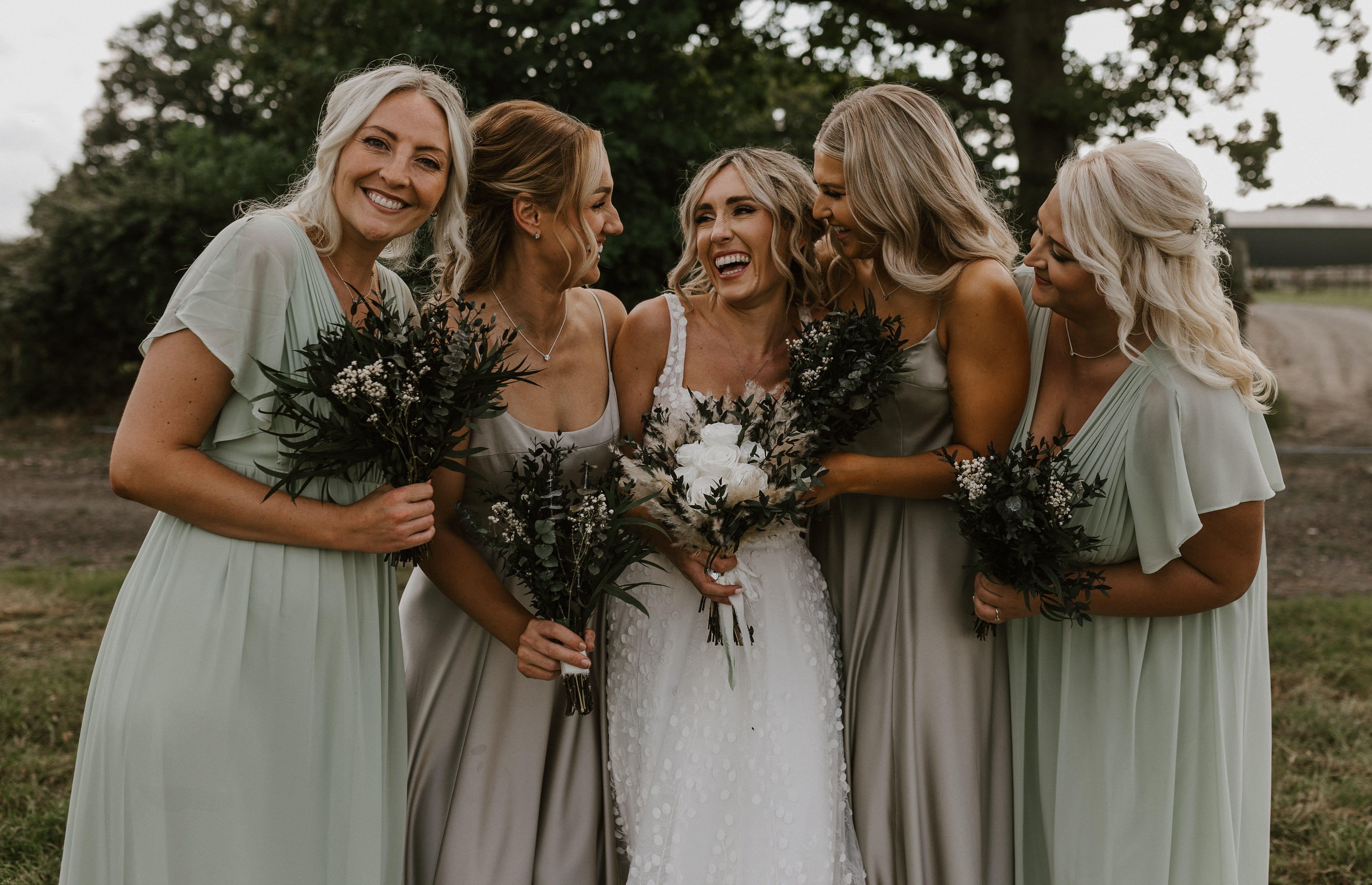 Minna Blooms - Wedding Flower Bouqets